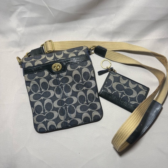 Coach | Bags | Coach Signature Denim Crossbody Purse W Coin Wallet ...